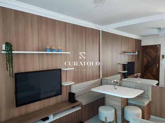 Moradia perfeita para sua família na Vila Pierina, ao lado da Av. Cangaíba. Linda casa em condomínio