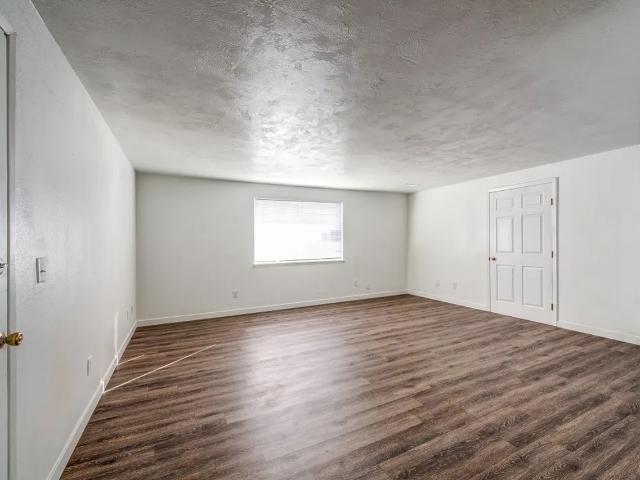 Morain Estates 2 Bedroom Apartment for Rent at 12 S Morain St, Kennewick, WA 99336