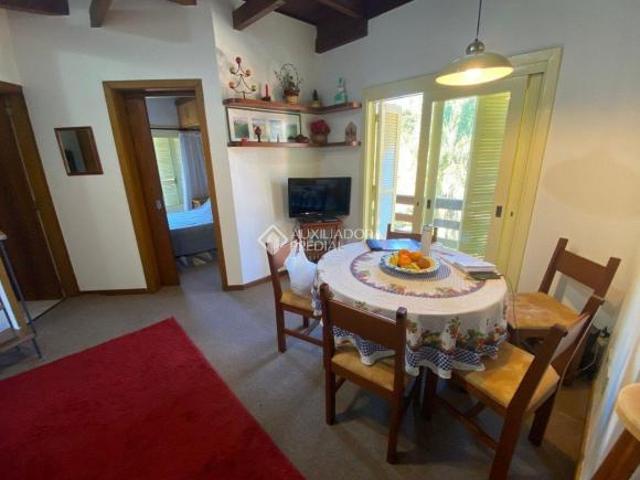 Apartamento com dois quartos no bairro Planalto em Gramado