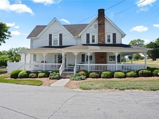 Moravian Falls Rd, Wilkesboro, Home For Sale