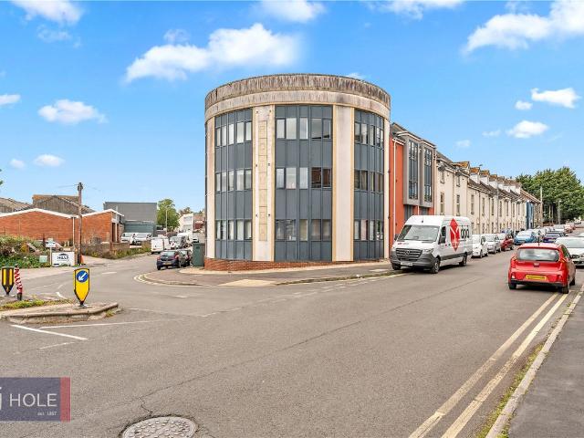 Moravian Road, Bristol, Gloucestershire BS15, 2 bed shared accommodation to rent, £1,200 pcm | PrimeLocation