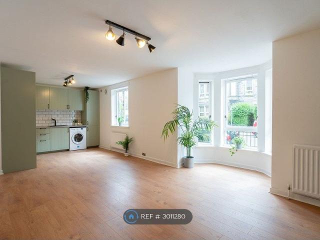 Moray Park Terrace, Edinburgh EH7, 2 bed flat to rent, £1,595 pcm | PrimeLocation
