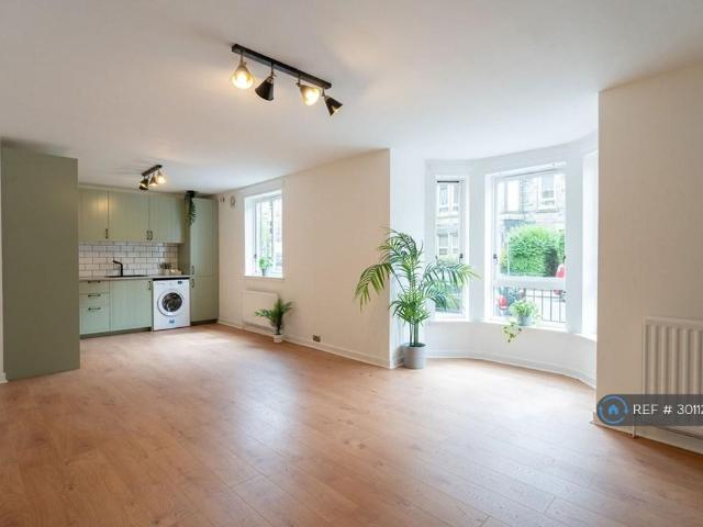 Moray Park Terrace, Edinburgh, EH7 2 bed flat to rent £1,595 pcm £368 pw