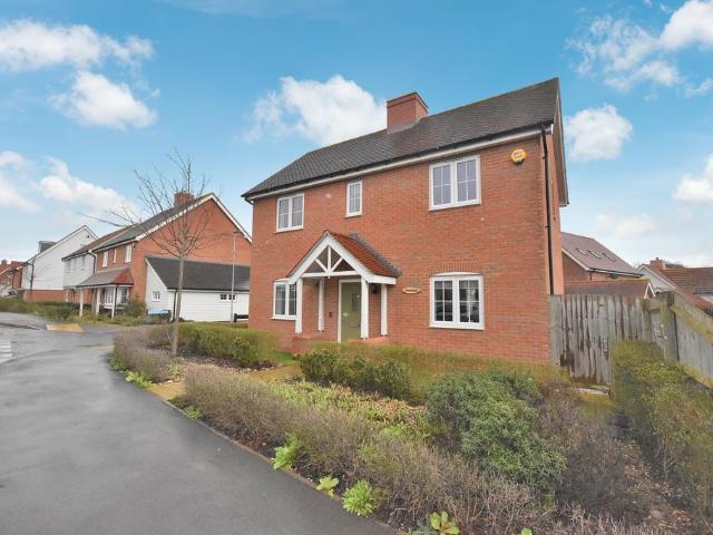 Morbury Avenue, Hertfordshire CM23 3 bed detached house to rent £2,250 pcm £519 pw