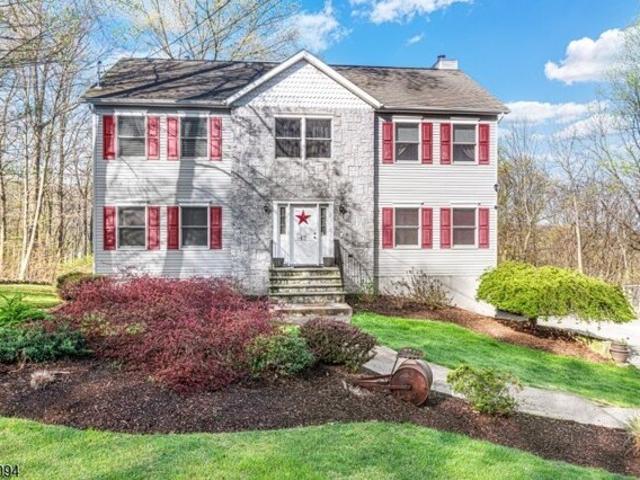 Mordaunt Rd, Vernon, Home For Sale