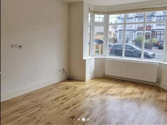 Morden newly renovated 3 Bedroom flat