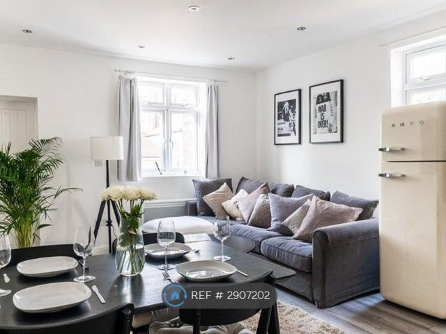 Morden Road, London SW19, Room to rent, £900 pcm | PrimeLocation