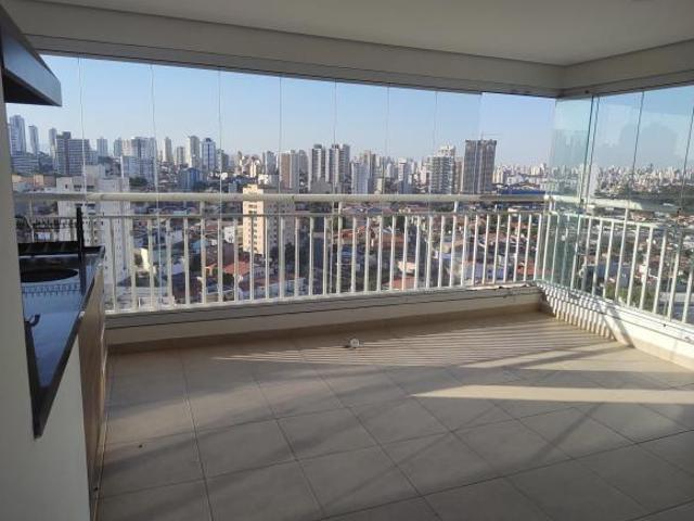 MORE NA VILA MARIANA