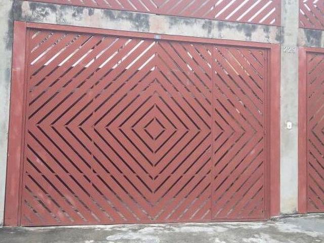 More Bem na Zona Sul: Casa com Suítes, Edícula e Ótima Estrutura