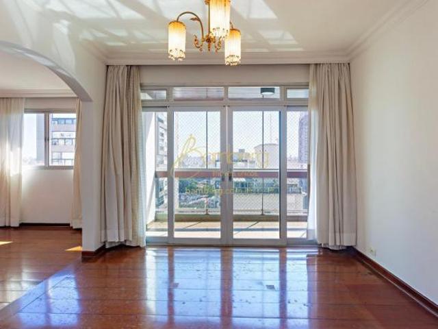 More com elegância, conforto e vista privilegiada no Castel de Mantova!