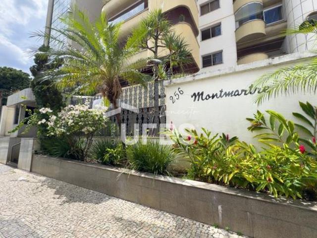 More em um dos bairros mais tradicionais de Goiânia, entre o Lago das Rosas e o Bosque dos Buritis