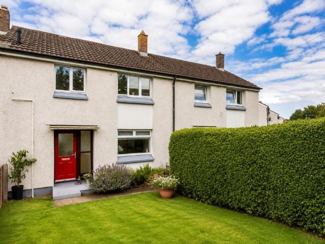 Moredunvale View, Gilmerton. 3 bed terraced house to rent £1,495 pcm £345 pw