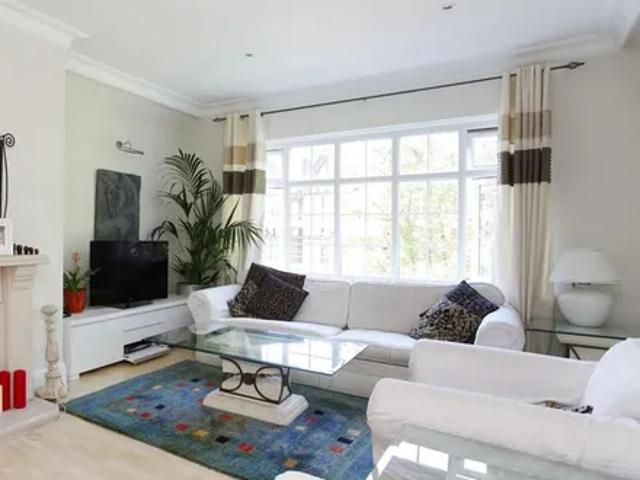 Moreland Court, Finchley Road, Childs Hill, London, NW2 2HN, United Kingdom | 2 bed house for rent #167552136 | Rentberry