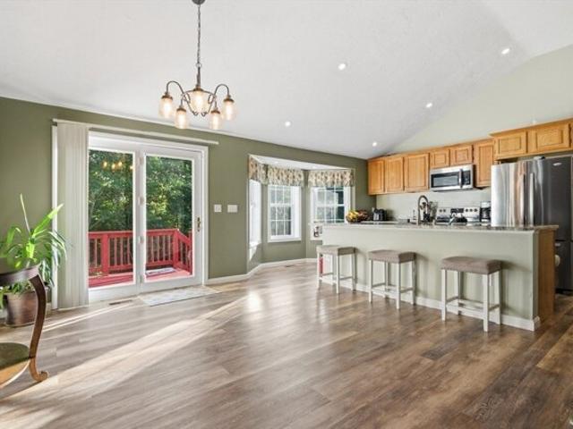 Moreland Green Dr, Worcester, Home For Sale