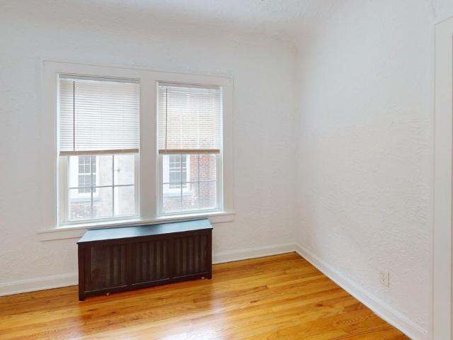 Moreland Place 2 Bedroom Apartment for Rent at 2666 N Moreland Blvd, Cleveland, OH 44120 Buckeye Shaker