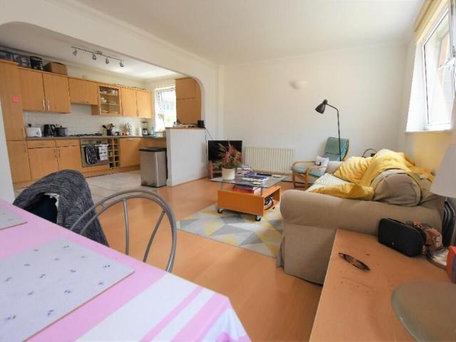 Moreland Street, London EC1V, 2 bed flat to rent, £3,000 pcm | PrimeLocation