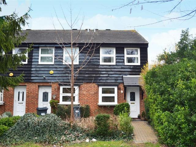 Moreton Avenue, Isleworth TW7, 2 bed terraced house to rent, £1,950 pcm | PrimeLocation