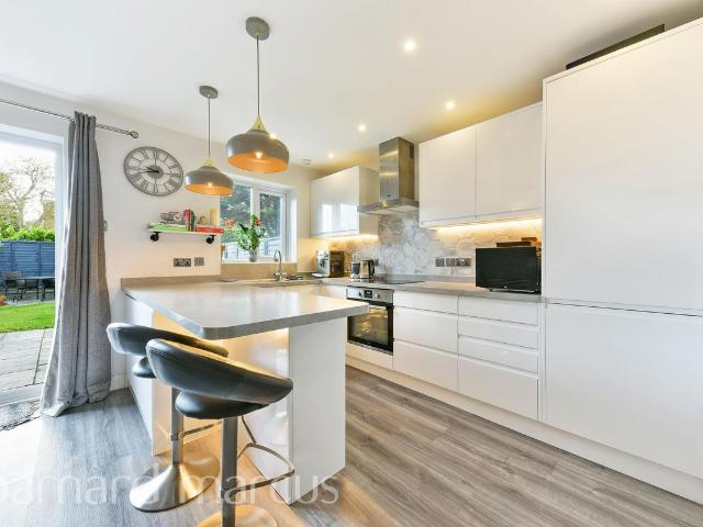 Moreton Avenue, London, Isleworth TW7, 3 bed property to rent, £2,400 pcm | PrimeLocation