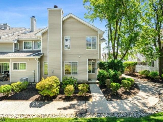 Morgan Ct, Bedminster Twp, Condo For Sale