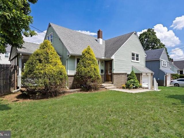 Morgan Ave, Woodbury, Home For Sale