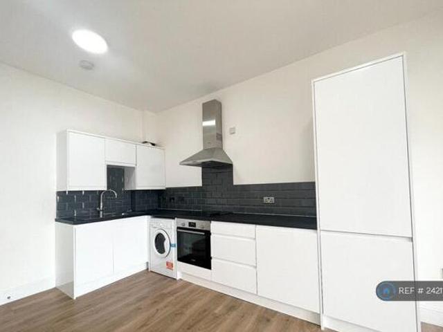Morland Avenue, Leicester, 2 Bedroom Flat