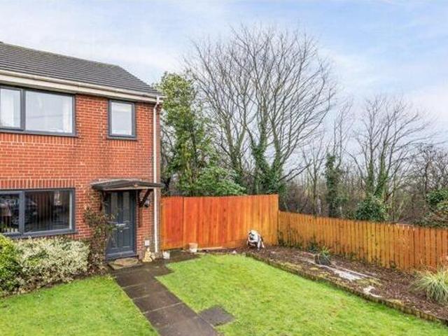 Morley, The Gardens, Leeds, 3 Bedroom Semi detached