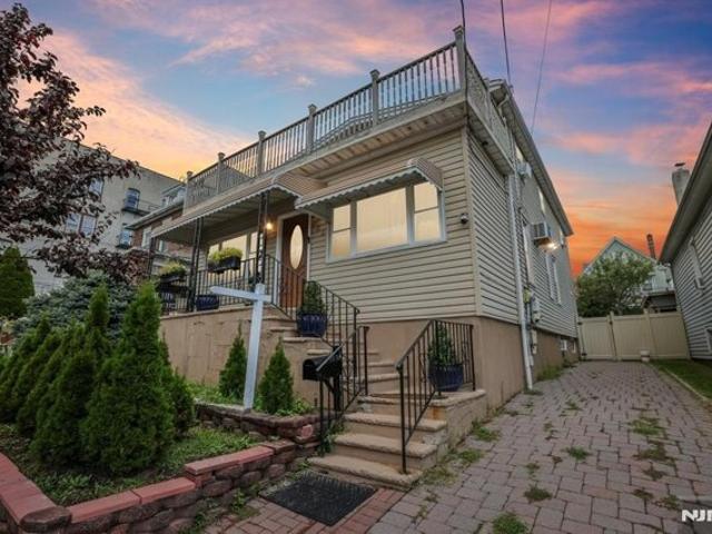 Morningside Ave, Cliffside Park, Home For Sale