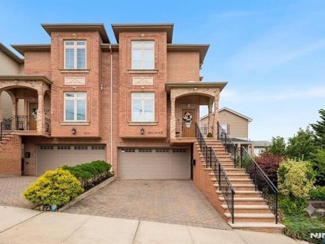 Morningside Ave Apt B, Fairview, Home For Sale