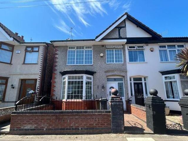 Morningside, Crosby, 3 Bedroom Semi detached