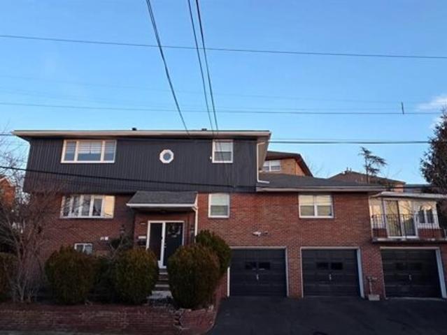 Morningside Ln, Palisades Park, Home For Sale
