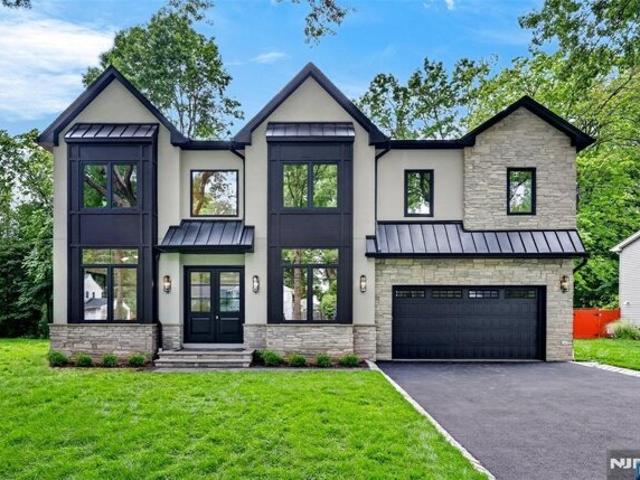 Morningside Rd, Paramus, Home For Sale