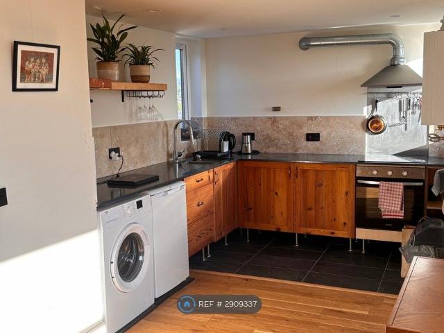 Morningside Road, Edinburgh EH10, 2 bed flat to rent, £1,500 pcm | PrimeLocation