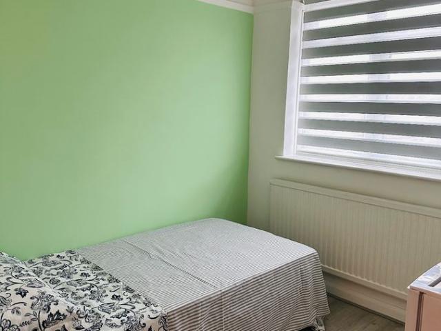 Mornington Grove, London E3, Room to rent, £675 pcm | PrimeLocation