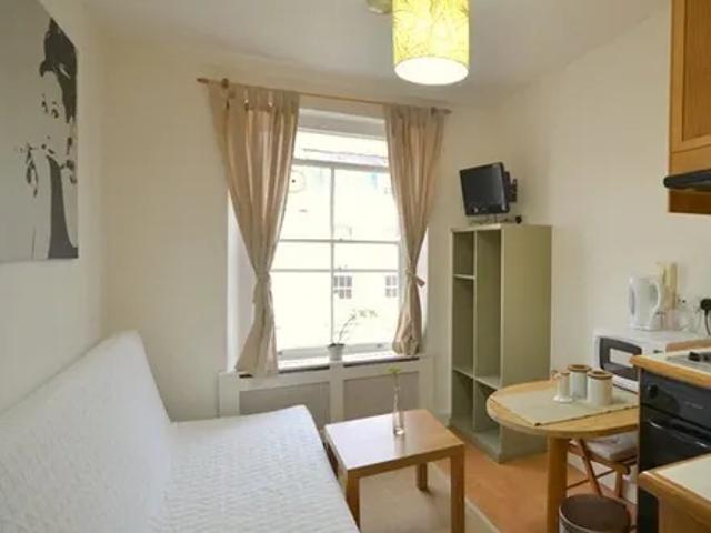 Mornington Hotel, 25 Gloucester Street, London, SW1V 2DN, United Kingdom | 1 bed apartment for rent #165398967 | Rentberry