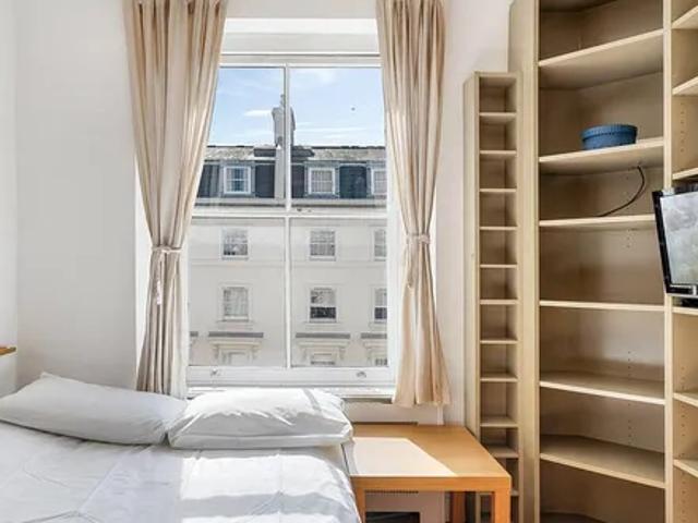 Mornington Hotel, 25 Gloucester Street, London, SW1V 2DN, United Kingdom | Studio apartment for rent #130433722 | Rentberry