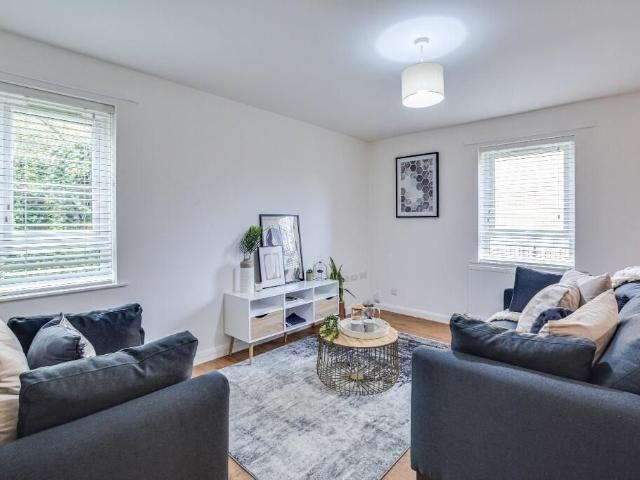 Mornington Road, London SE8, 1 bed flat to rent, £1,500 pcm | PrimeLocation