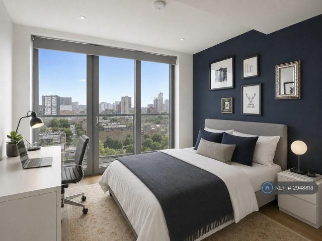 Moro Apartments, London, E14 2 bed flat to rent £2,450 pcm £565 pw
