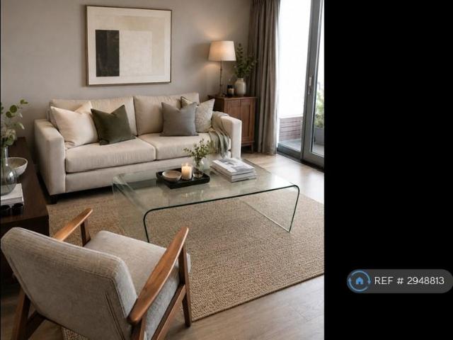 Moro Apartments, London, E14 2 bed flat to rent £2,450 pcm £565 pw