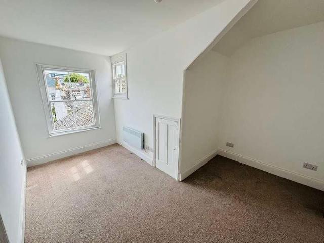 Morrab Road, TR18
