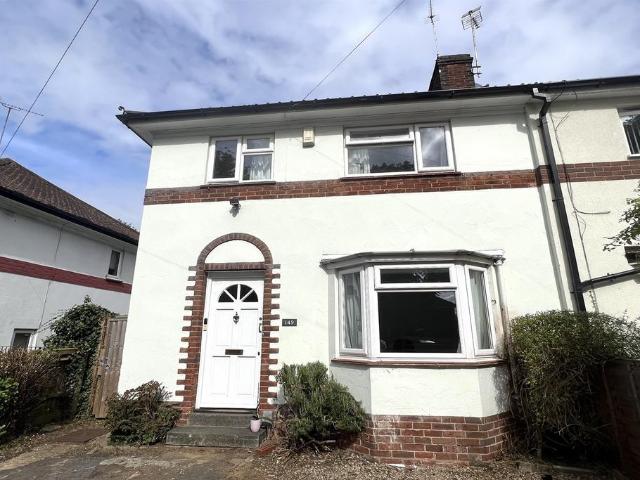 Morrell Avenue, Cowley, East Oxford, OX4 4 bed semi detached house to rent £3,200 pcm £738 pw