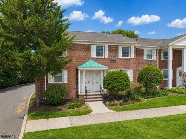 Morris Ave, Springfield, Condo For Sale