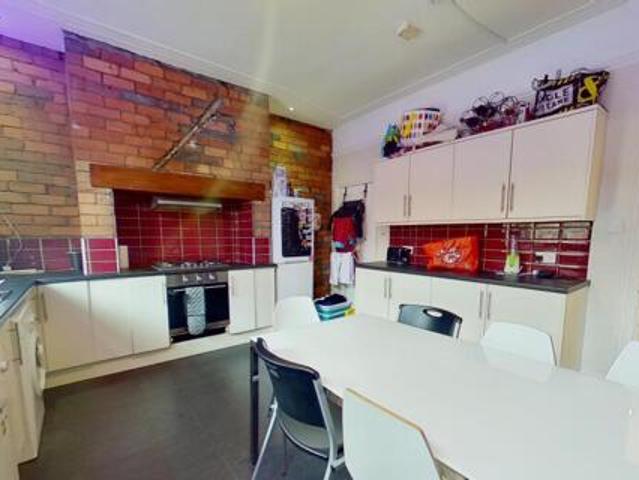 Morris Grove, Kirkstall, 4 Bedroom Terraced
