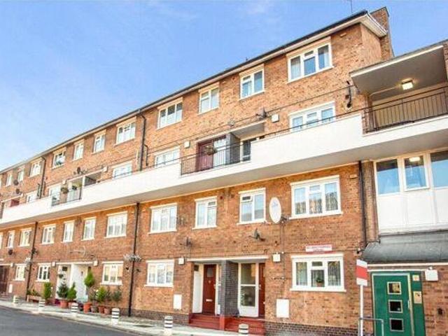 Morris House, Solon New Road Estate, 4 Bedroom Flat