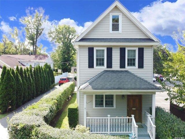 Morris Ln, Great Neck, Home For Sale