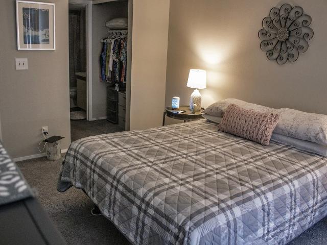 Morris Square 2 Bedroom Apartment for Rent at 750 Jefferson St, Mount Morris, MI 48458