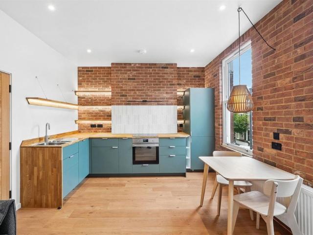 Morrish Road, Brixton, London SW2, 2 bed flat to rent, £2,249 pcm | PrimeLocation