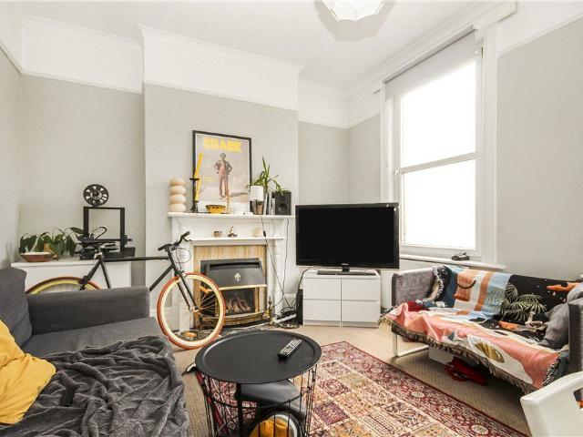 Morrish Road, London SW2, 4 bed flat to rent, £3,700 pcm | PrimeLocation
