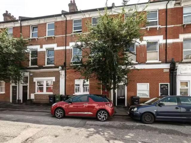 Morrish Road, London, SW2 4EG