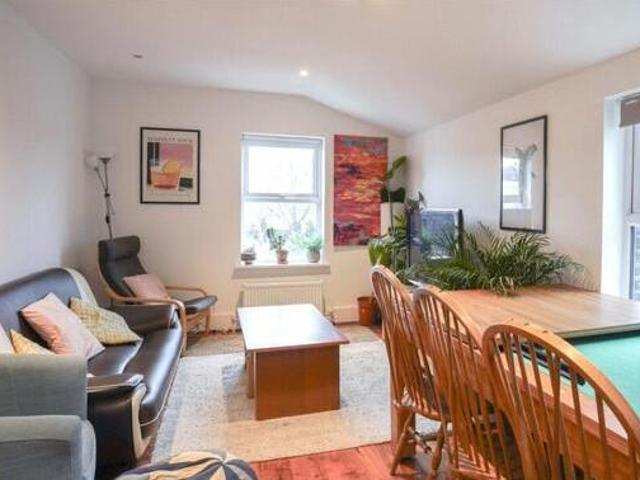 Morrish Road, London, 3 Bedroom Apartment