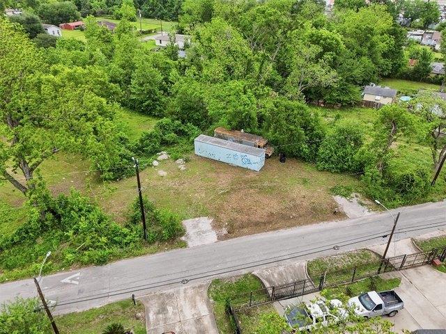 Morrow, Houston, TX 77091